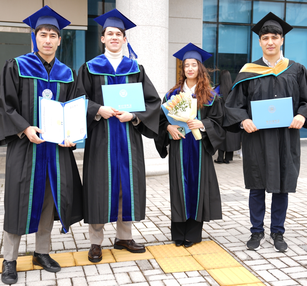 DGS Board > Event & Photo > DGS/GSP Graduation Ceremony